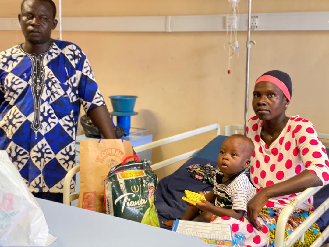 ABNA English - Photos: Helping needy people in the name of Imam Hussain ...