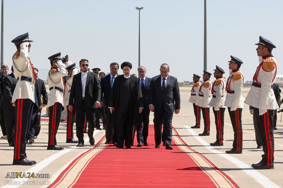 ABNA English - Photos: Group of Syrian citizens welcome Ayatollah Raisi ...