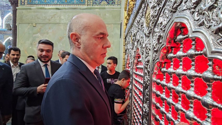 Turkish Ambassador to Iraq visits Imam Hussain Holy Shrine - ABNA English